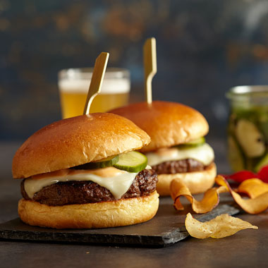 Perfecting the Cheeseburger | Land O'Lakes